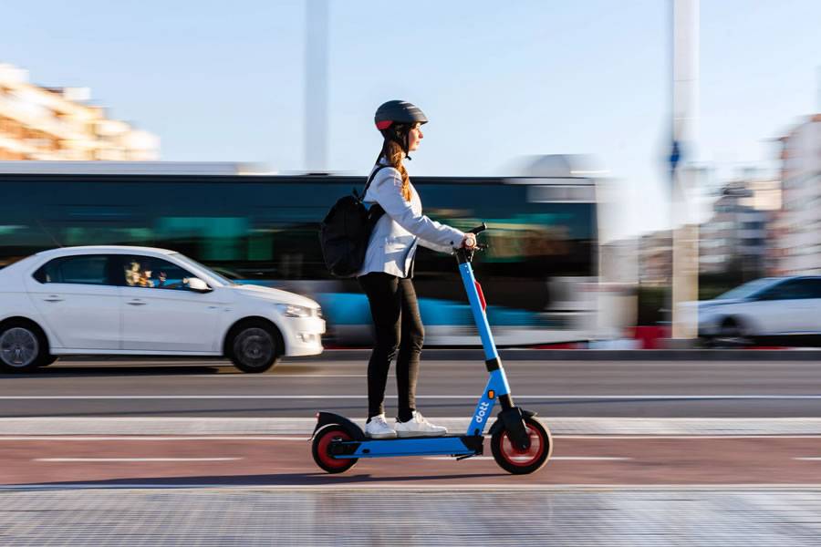 Canarian Weekly - New DGT rules for electric scooters start this Monday