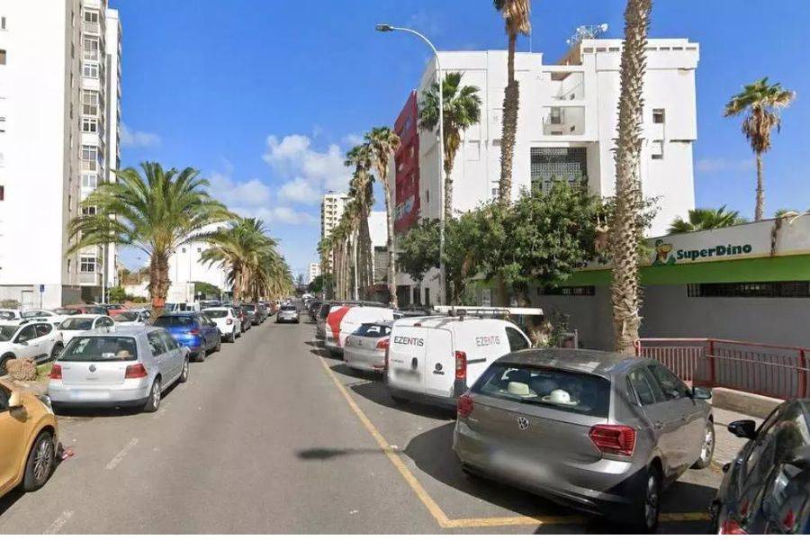 Canarian Weekly - Bakery worker threatened at gunpoint in Gran Canaria